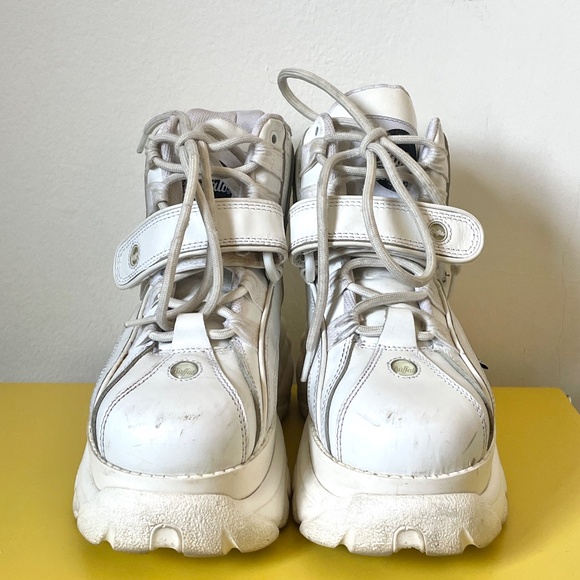 Buffalo LCD | Shoes | Buffalo London Classic High Size 38 Euro | Poshmark